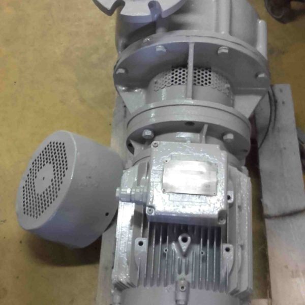 Second-hand transfer pump Wemco AB 80 - Vinimat.com